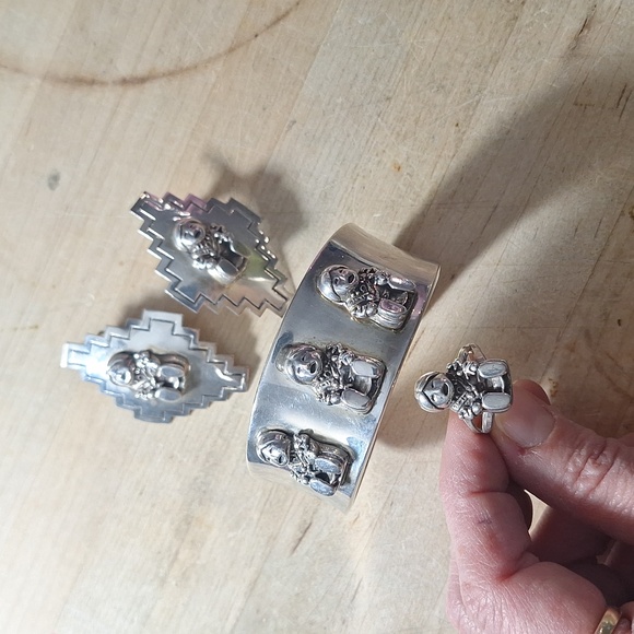 Vintage | Jewelry | Vintage Silver Storyteller Native American Bundle ...